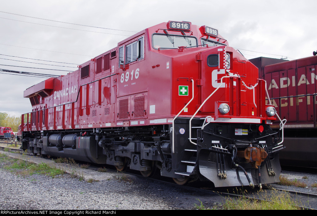 CP 8916